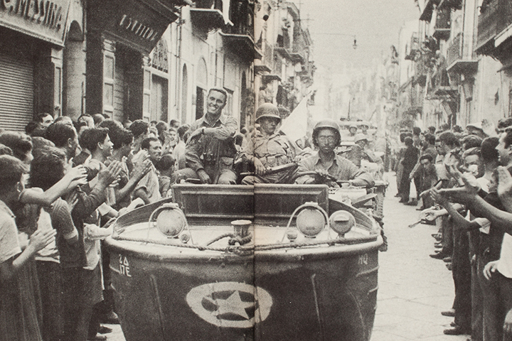 Magnum Photos Now—Photobooks: History, Future, Form. The Magnum ...