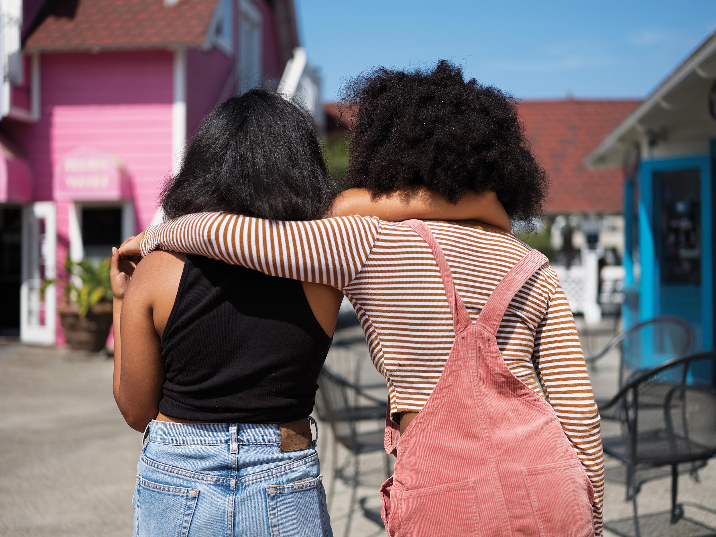 ICP Projected: Hanging Out | International Center of Photography