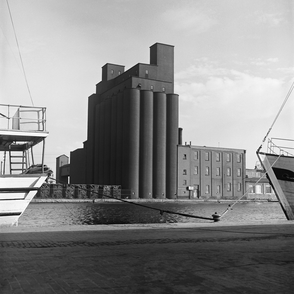 Alan B. Stone and the Senses of Place | International Center of Photography