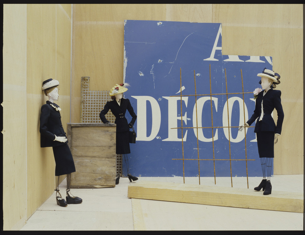 David Seidner: Paris Fashions, 1945 | International Center of Photography