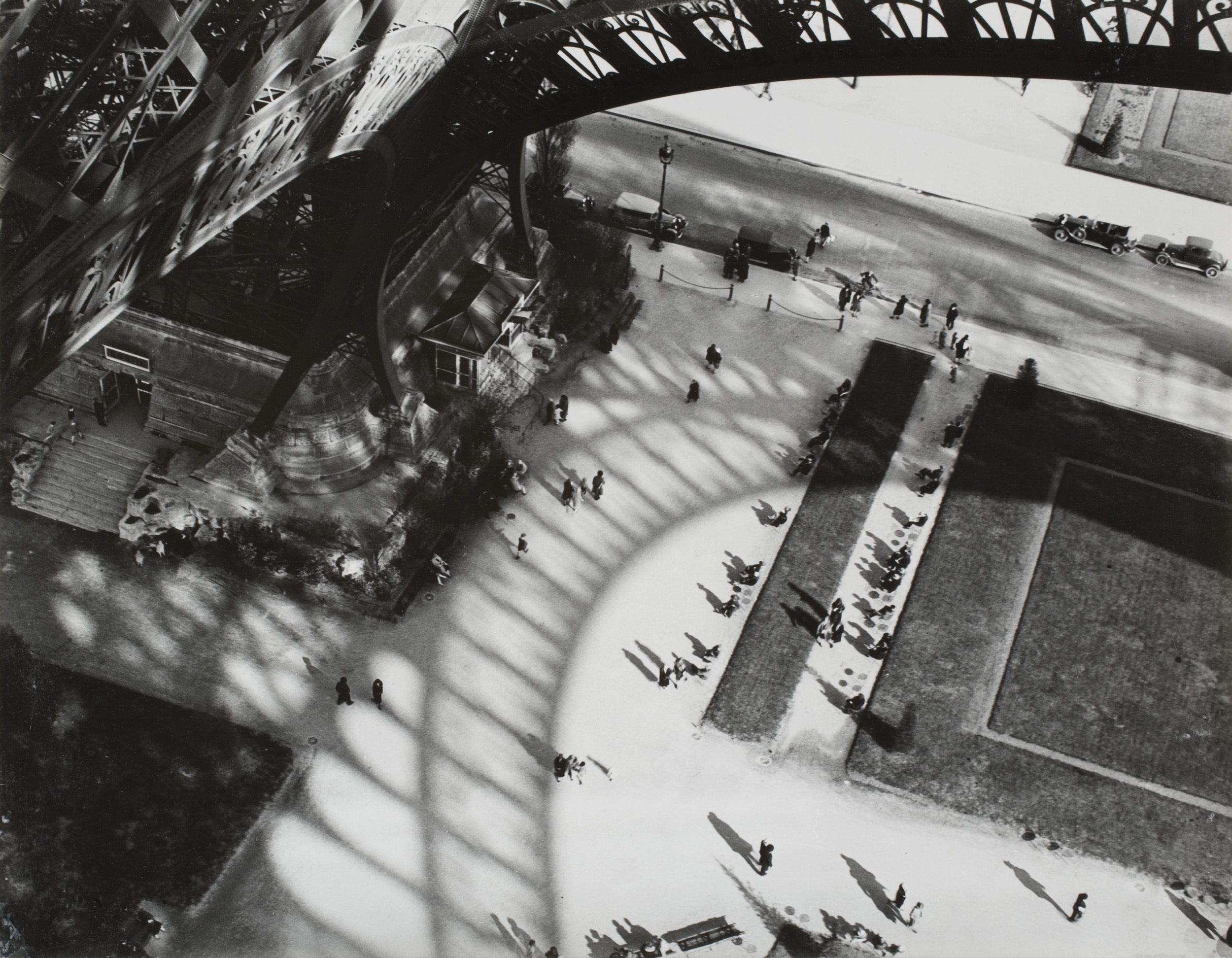 Twilight Visions: Surrealism, Photography, and Paris | International ...